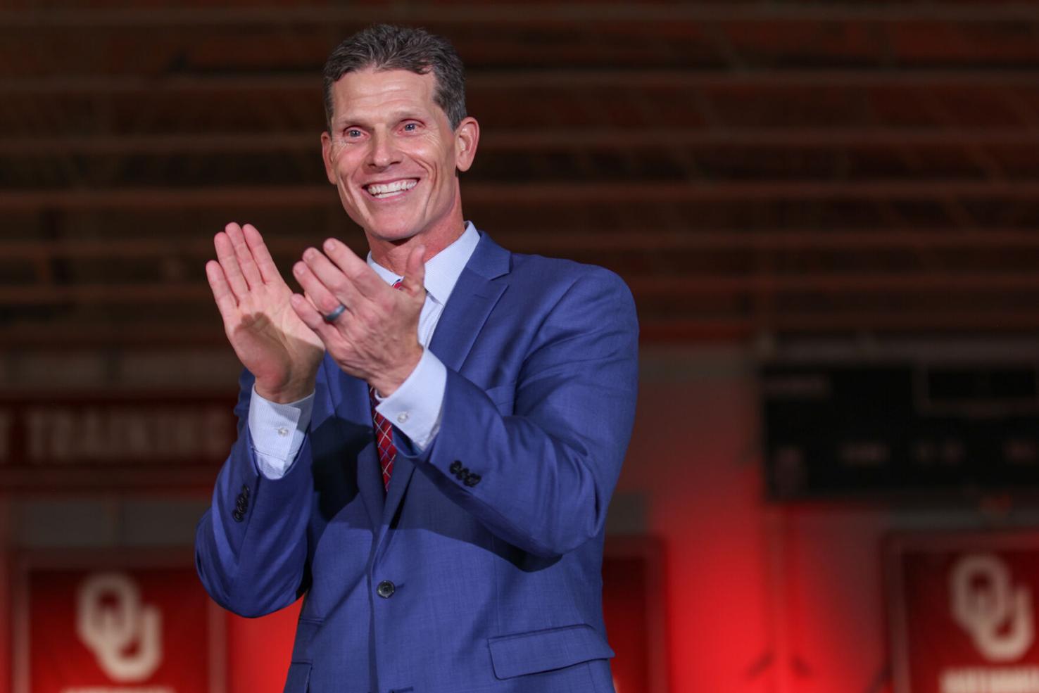 PHOTOS: Joseph Harroz, Joe Castiglione and Caleb Kelly welcome new OU ...