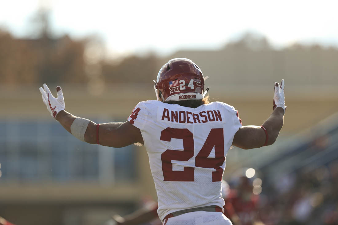 Oklahoma football: Sooners lead Kansas Jayhawks 21-3 at halftime ...
