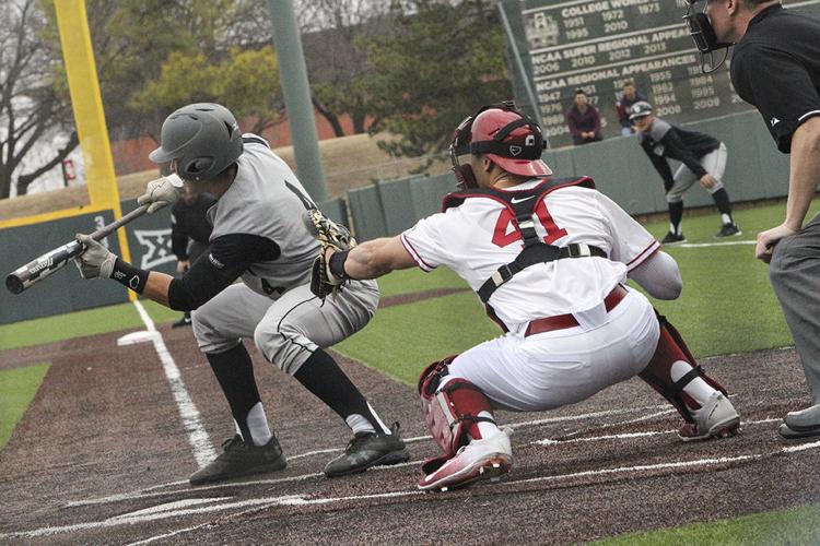 Oklahoma Baseball: Sooners win series over Dirtbags (Gallery) | Gallery ...