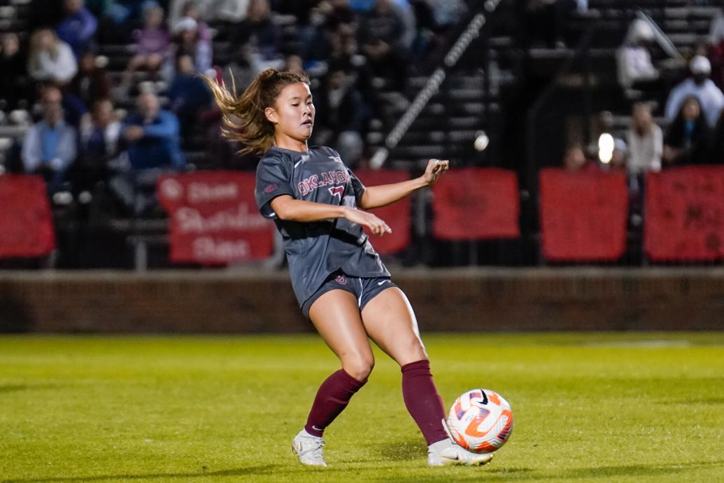 OU soccer: Michelle Pak's late goal lifts Sooners to 1-0 win over Texas ...