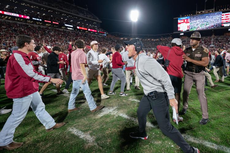 Oklahoma gets fined by SEC for storming field after Alabama game ...
