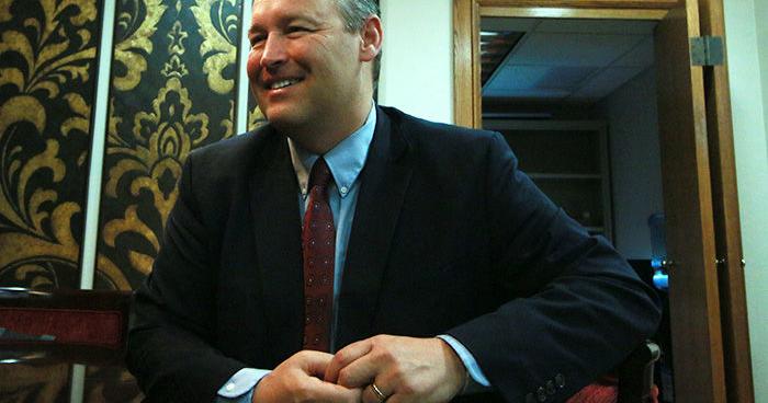 Floor of Dale Hall Tower to be named for Kelly Damphousse | News ...