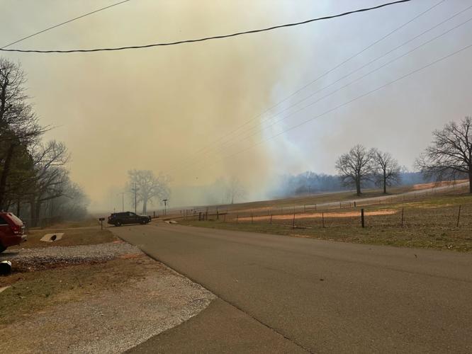 PHOTOS: East Norman wildfires prompt evacuations | Multimedia | oudaily.com