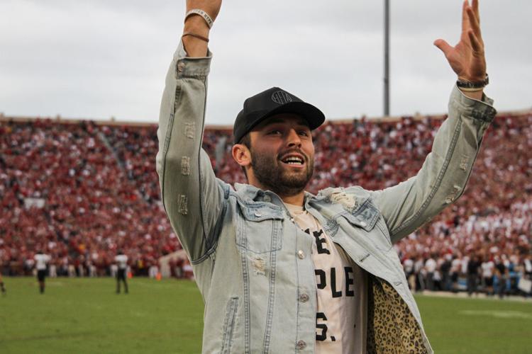 OU football: Baker Mayfield, Buddy Hield and Toby Keith at OU vs. Army ...