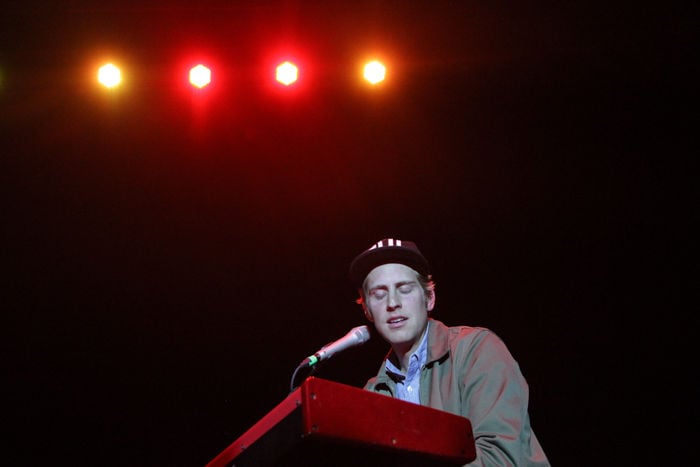 Ben Rector and Ivory Layne perform on campus for Must Stay Weekend ...