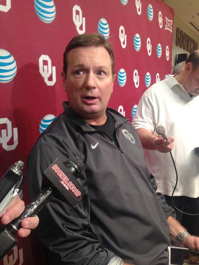 Stoops, Sooners prepared for SEC matchup | Sports | oudaily.com