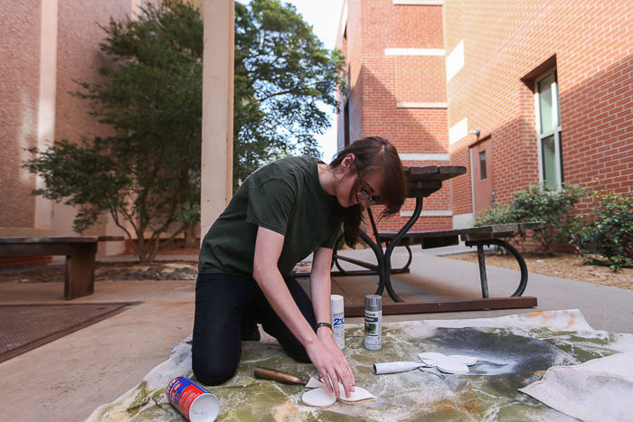 OU scenic technology students share experiences in small, high-standard ...