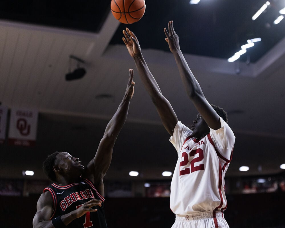 OU men’s basketball surges past Georgia in 94-78 win | Sports | oudaily.com