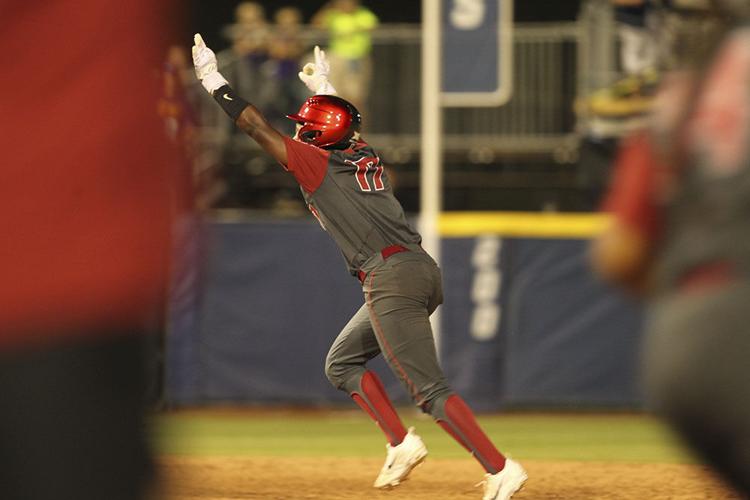 Oklahoma softball: Sooners defeat Gators 7-5 after 17 innings | Gallery ...
