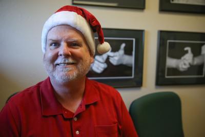 Q&A: Gary Davis, ASL instructor, discusses experience dressing up as ...