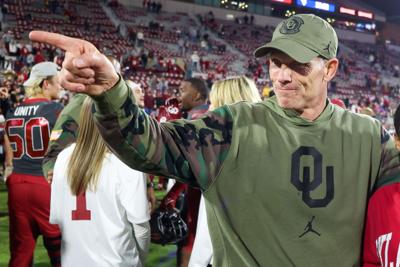 Dillon Gabriel, Drake Stoops praised by Brent Venables | Sports ...