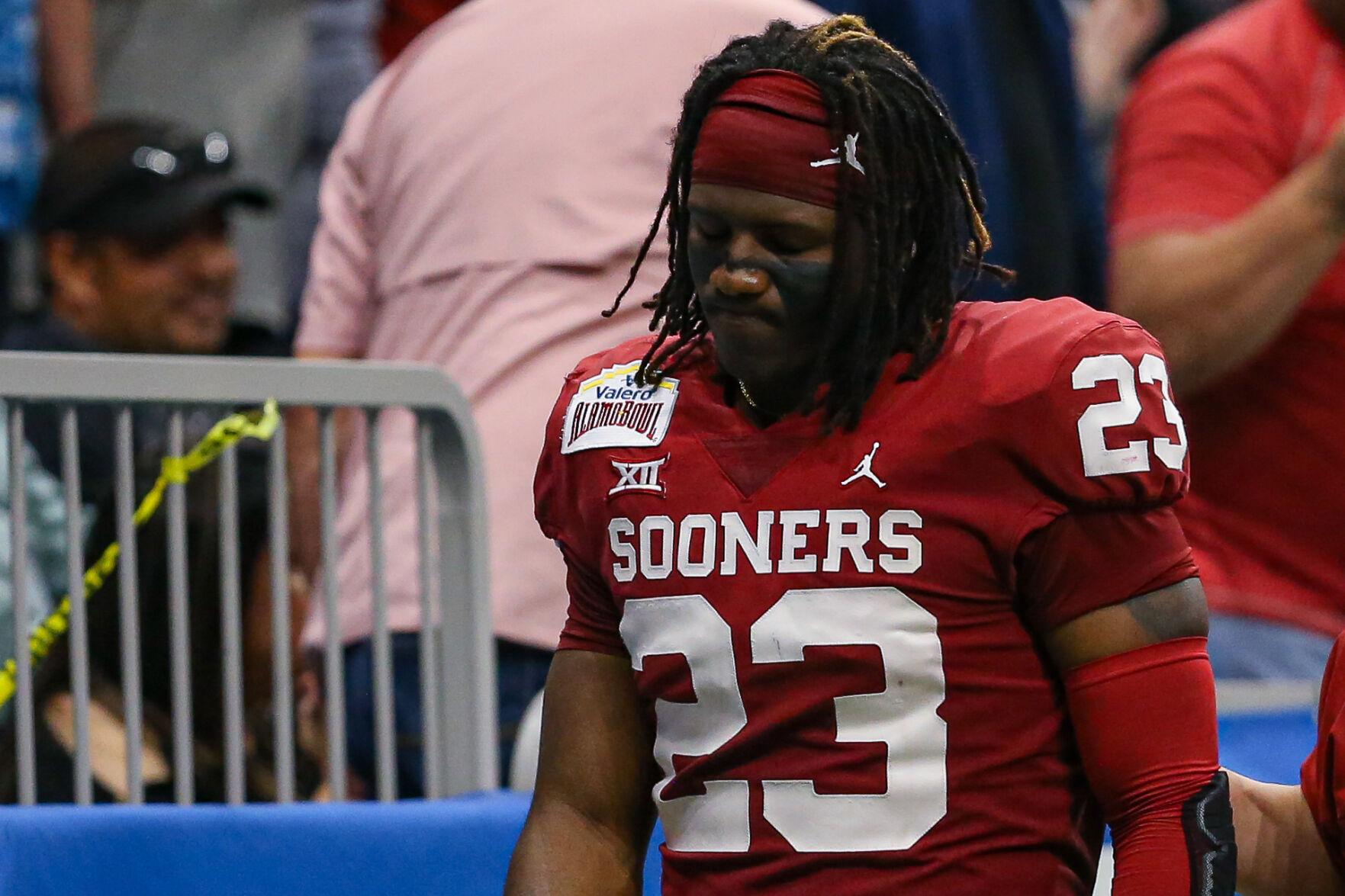 OU football: DaShaun White’s return, Key Lawrence’s emerging leadership ...