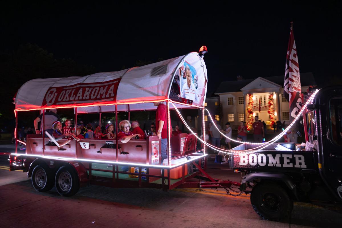 softball parade float ideas