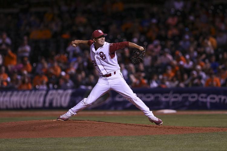 Oklahoma Baseball: Sooners fall to the Cowboys 5-2 (Gallery) | Gallery ...