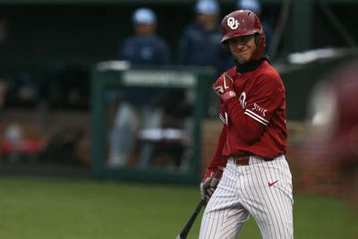 OU baseball: Tanner Tredaway's clutch grab, pair of four run frames ...