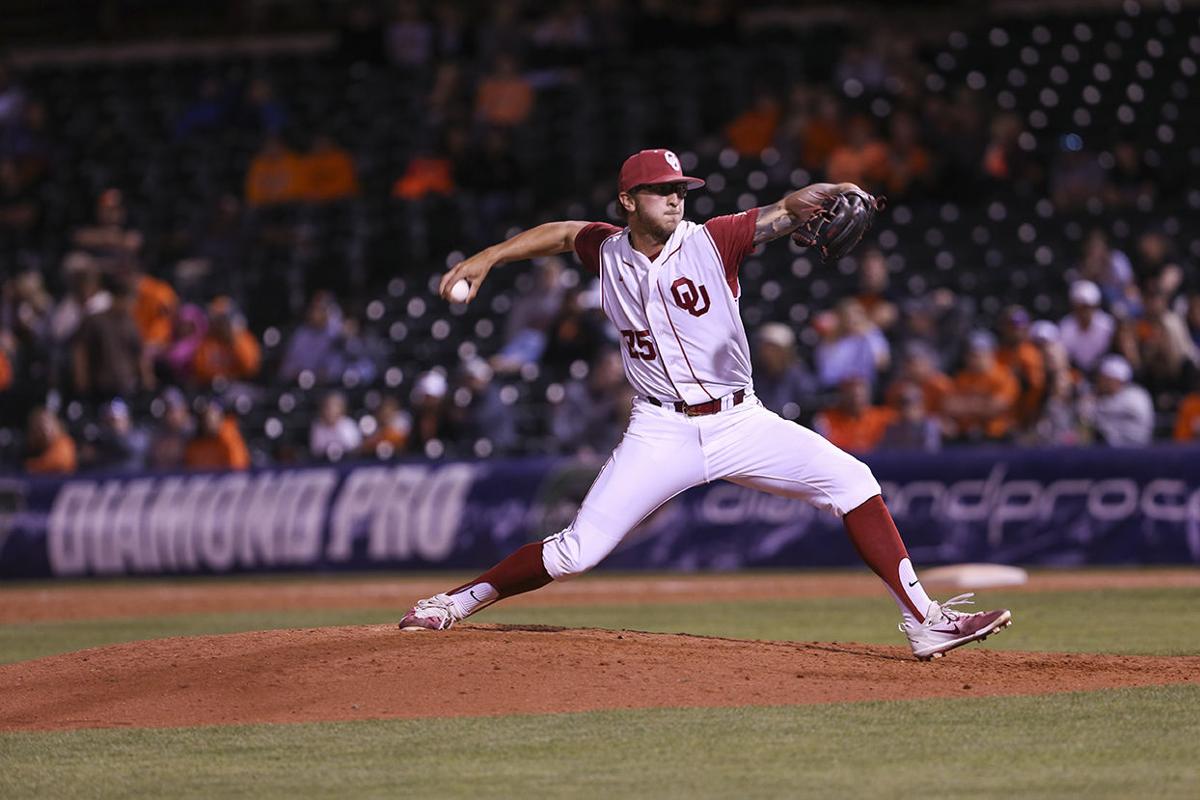 Oklahoma Baseball: Sooners fall to the Cowboys 5-2 (Gallery) | Gallery ...