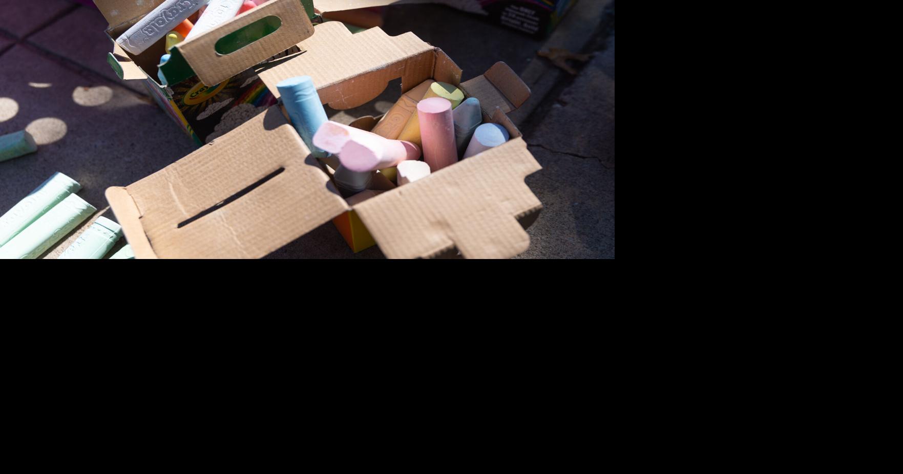 PHOTOS: OU students work on Homecoming chalk murals | Culture | oudaily.com