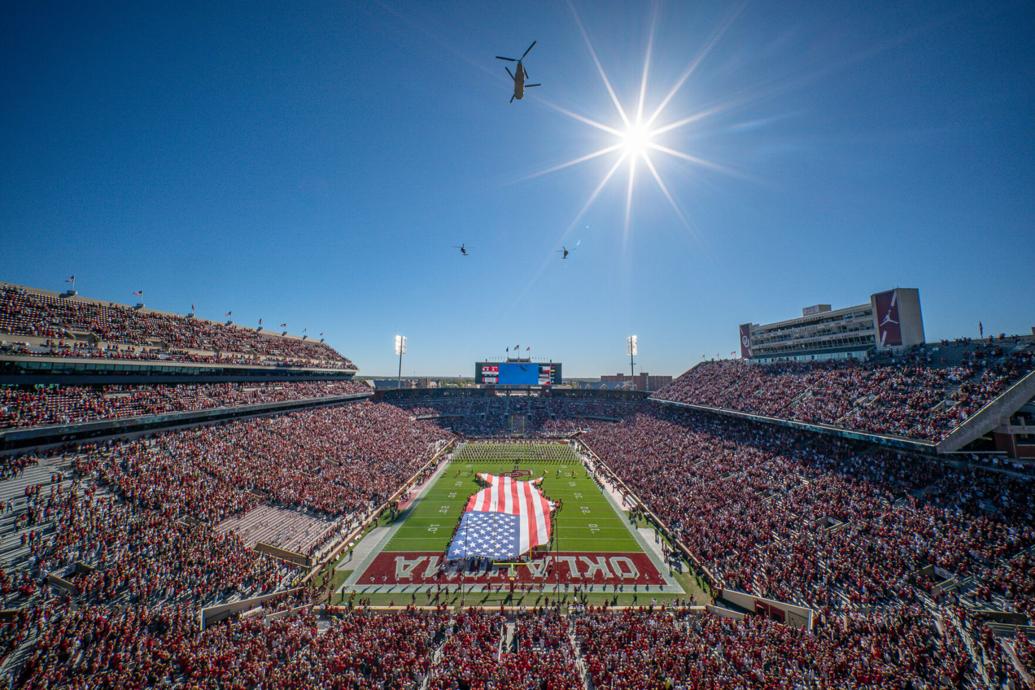 PHOTOS: A wide look at Gaylord Family Oklahoma Memorial Stadium before ...