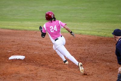 OU Softball: Raegan Rogers' over-the-wall catch makes SportsCenter Top ...