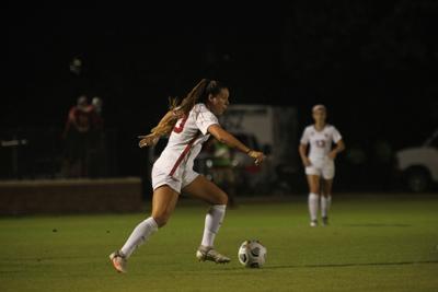 OU soccer: Bri Amos' goal, Leah Radow's 7 saves can't deliver Sooners ...