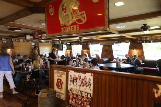 Ray's Smokehouse BBQ: The story of former Sooner Darrol Ray's ...