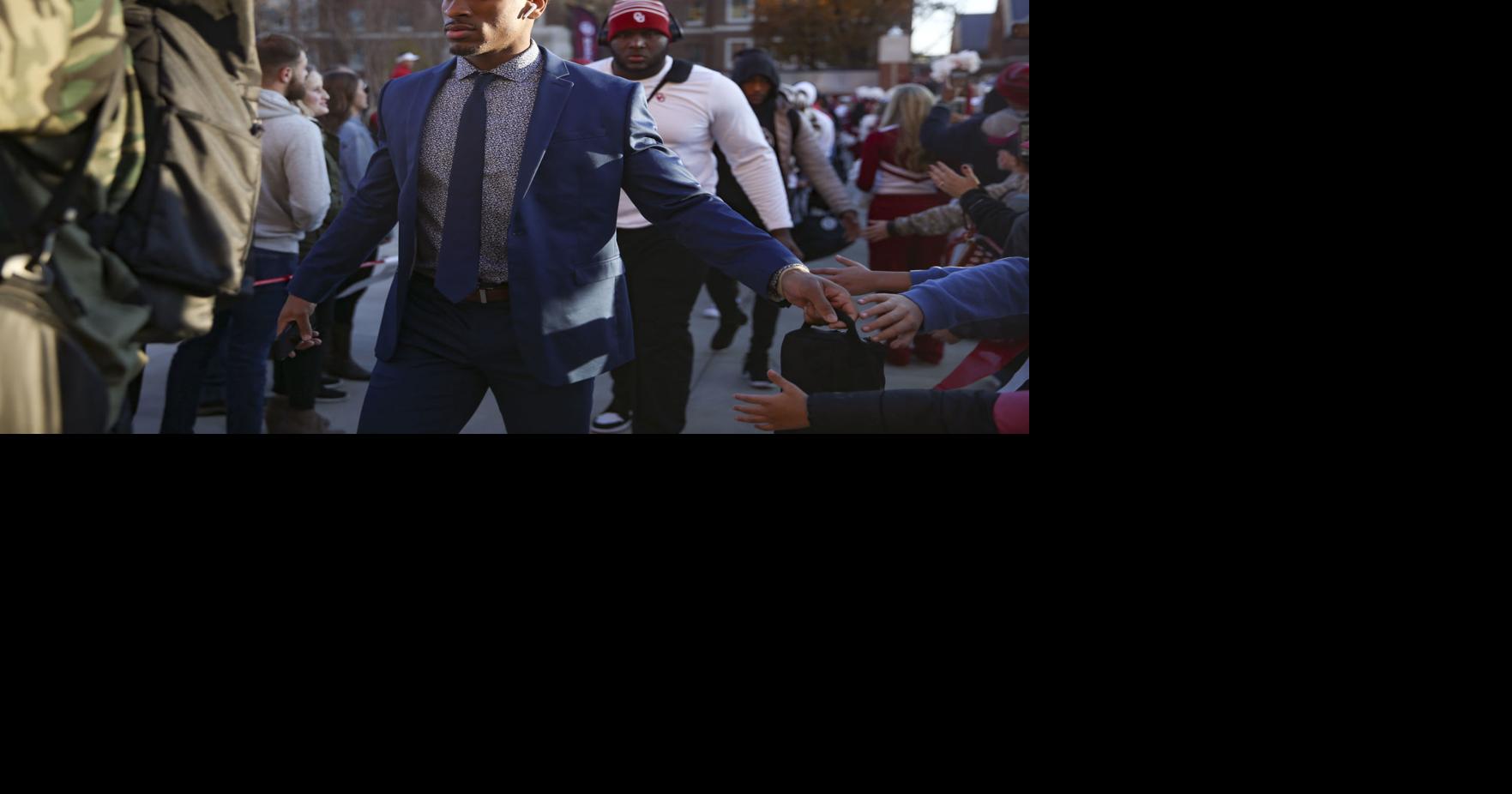 OU football: Nick Basquine, Neville Gallimore win Don Key Award ...