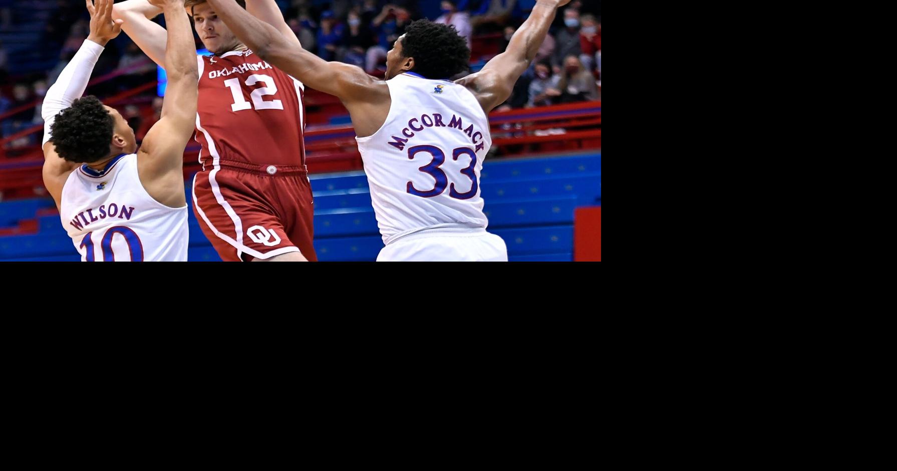 OU men's basketball: Sooners drop nail-biter, 63-59, at No. 6 Kansas ...