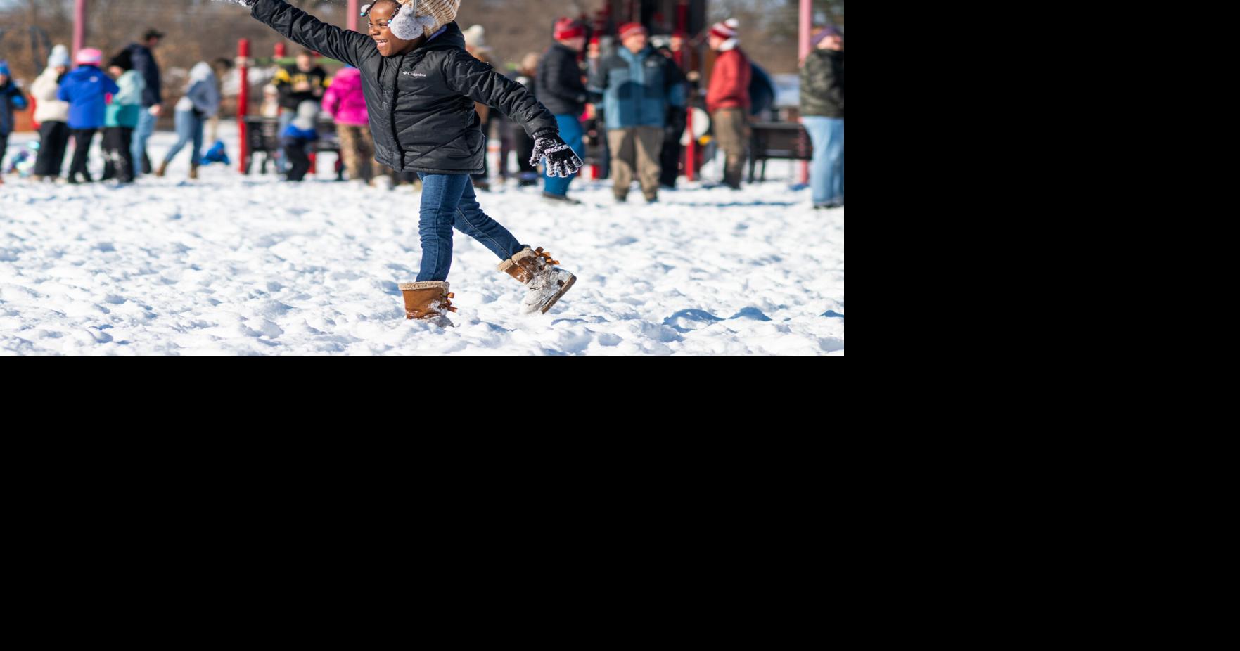 Photos: Monroe Park snowball fight | Gallery | oudaily.com