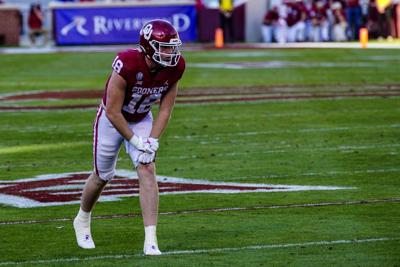 OU football: Sooner H-back Austin Stogner warming up ahead of Cotton ...