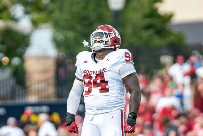 Sooners' Isaiah Coe impresses through 3 games | Sports | oudaily.com