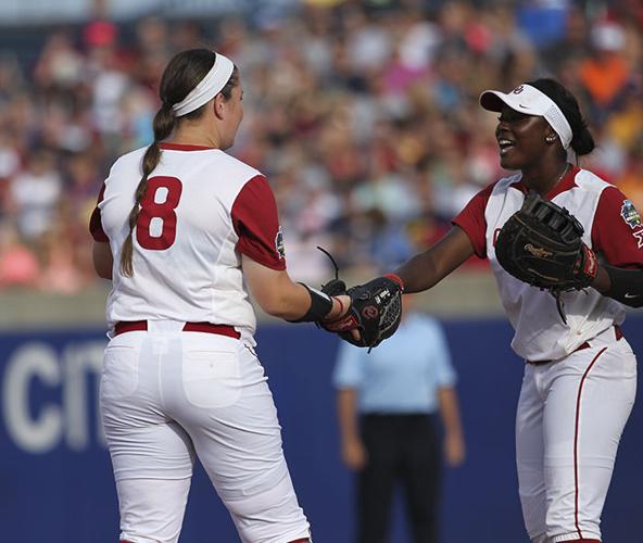Softball Women's College World Series: OU v Alabama | Gallery | oudaily.com