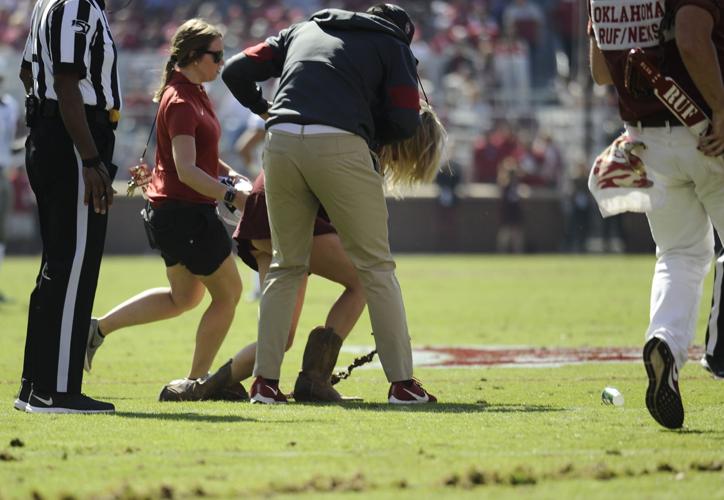 Oklahoma Football: Sooner Schooner crashes in end zone (photos ...
