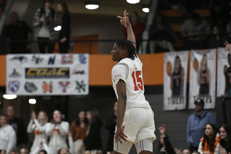 Norman High boys basketball defeats Norman North to claim 6A regional ...