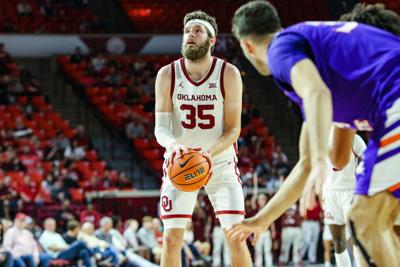 OU basketball: Sooners forward Tanner Groves named Big 12 Newcomer of ...