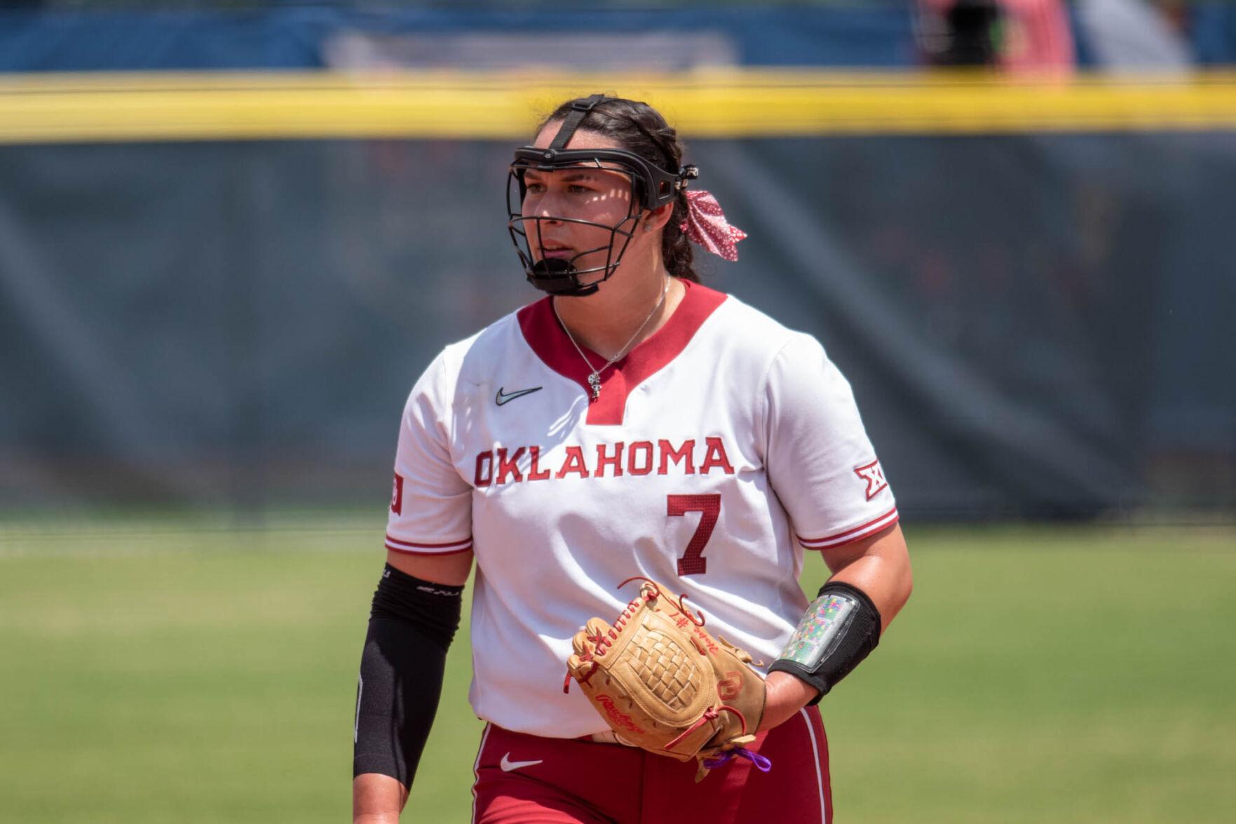 OU softball: Hope Trautwein's 14 strikeouts advance Sooners to Big 12 ...