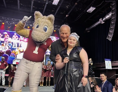 Coach Barry Switzer surprises student with OU acceptance | News ...