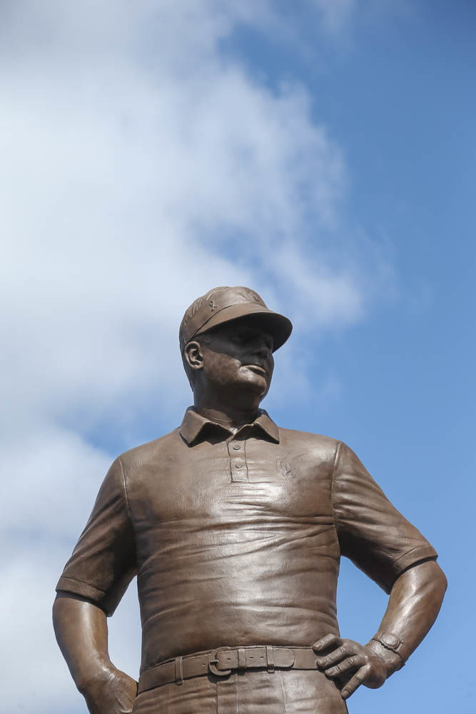 Bob Stoops statue dedication (photos) | Gallery | oudaily.com