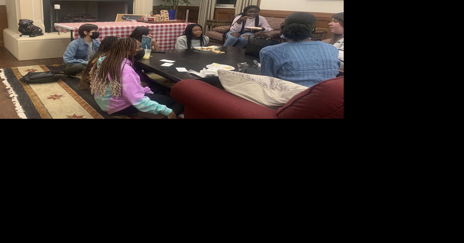 The United World hosts 'Living Library' event, members share personal ...