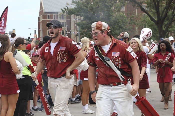 Oklahoma football: Sooner fans tailgate before Tulane game (photos ...