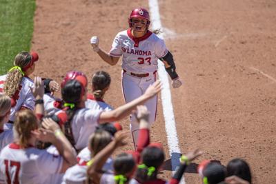 OU softball shutouts Houston 8-0 | Sports | oudaily.com