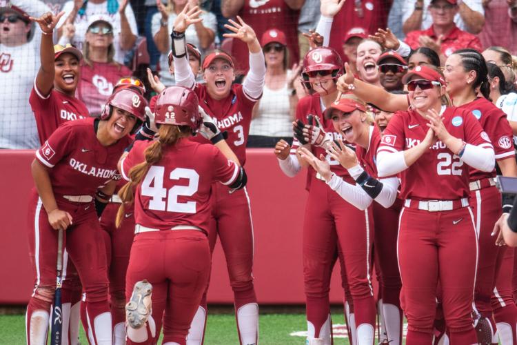 OU softball beats Alabama 13-2 to advance to WCWS | Sports | oudaily.com