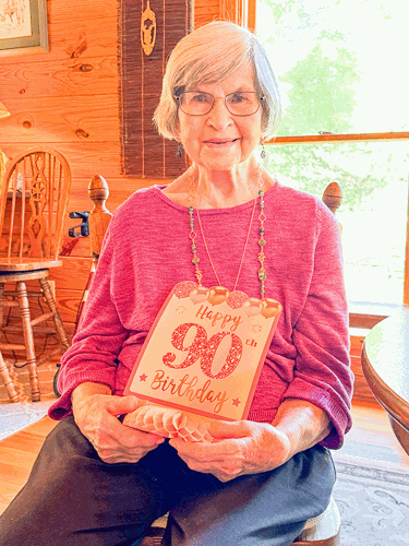 Evelyn Howard celebrates 90th birthday | Lifestyles | overtoncountynews.com