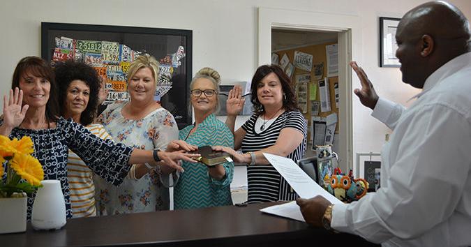 Looper and her office staff sworn in | Local & State ...