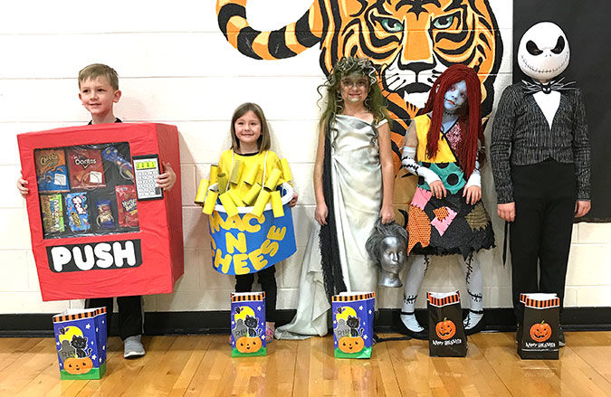 Hilham students compete for best costume | Schools | overtoncountynews.com