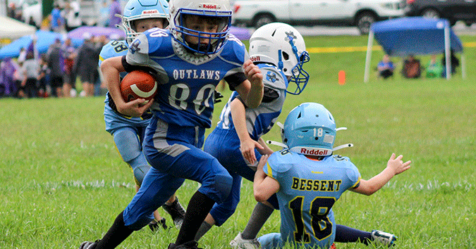 PeeWee Outlaws advance after grounding the Jr. Jets 26-6 | Sports ...