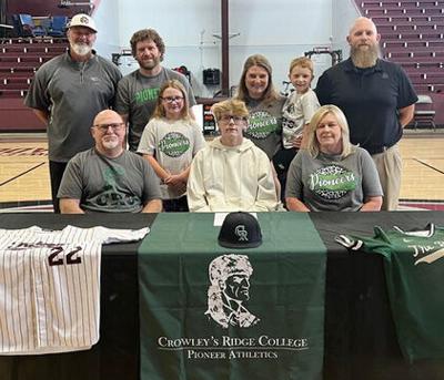 CRA Falcon inks with CRC baseball | Sports | paragoulddailypress.com