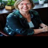 Cathy Burrell really IS Ukrainian | Life | pentictonherald.ca