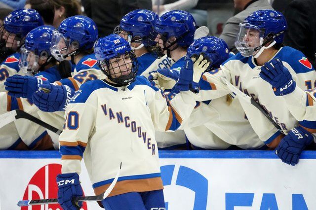 Nurse returns from eight-week absence, impacts in Goldeneyes loss to ...