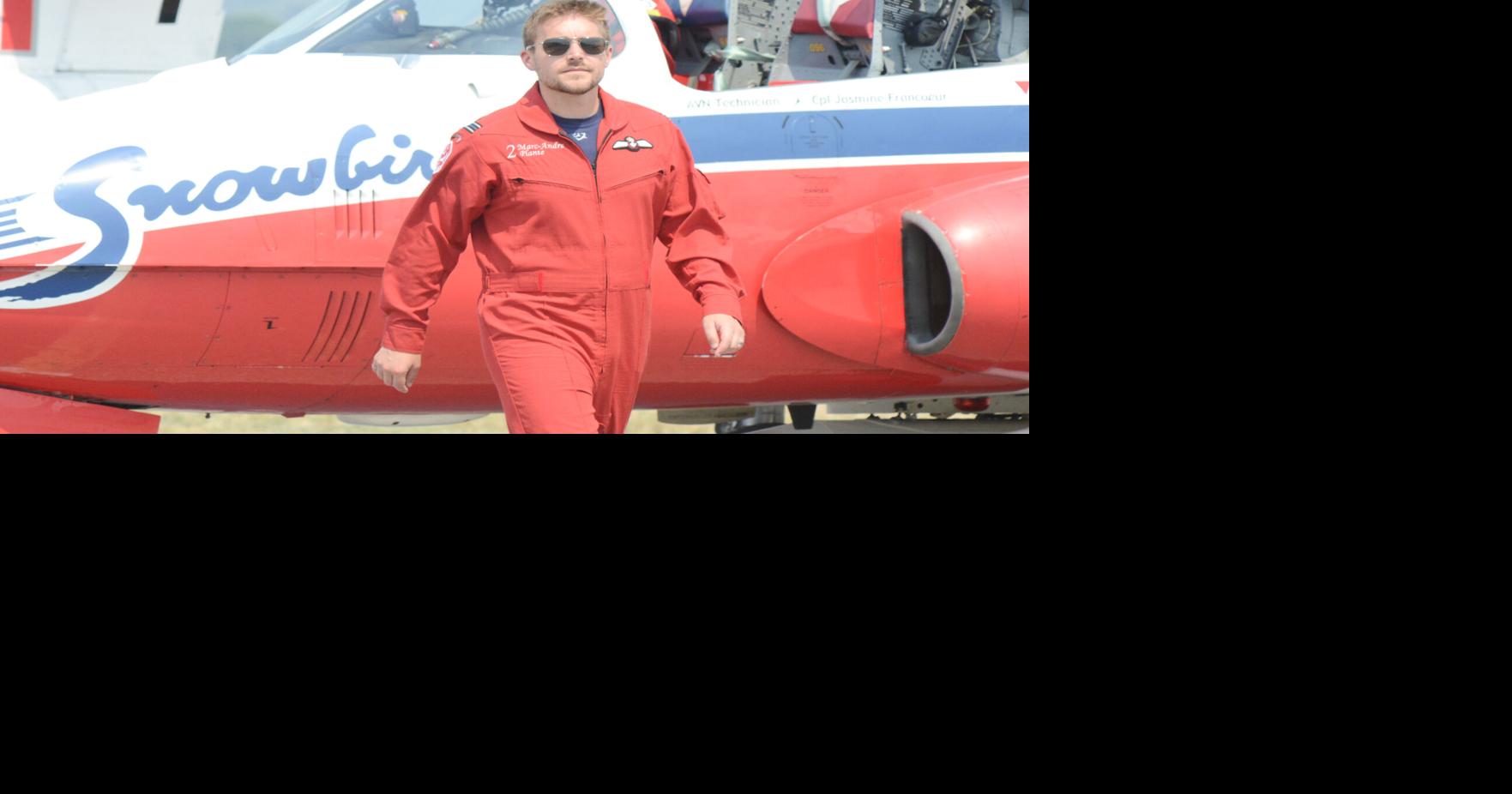 Snowbirds arrive | News | pentictonherald.ca