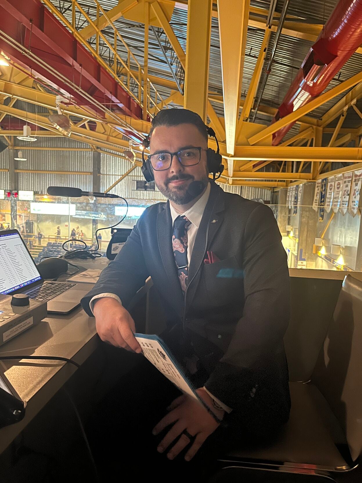 Voice of Penticton Vees calls his 1,000th game | Sports ...
